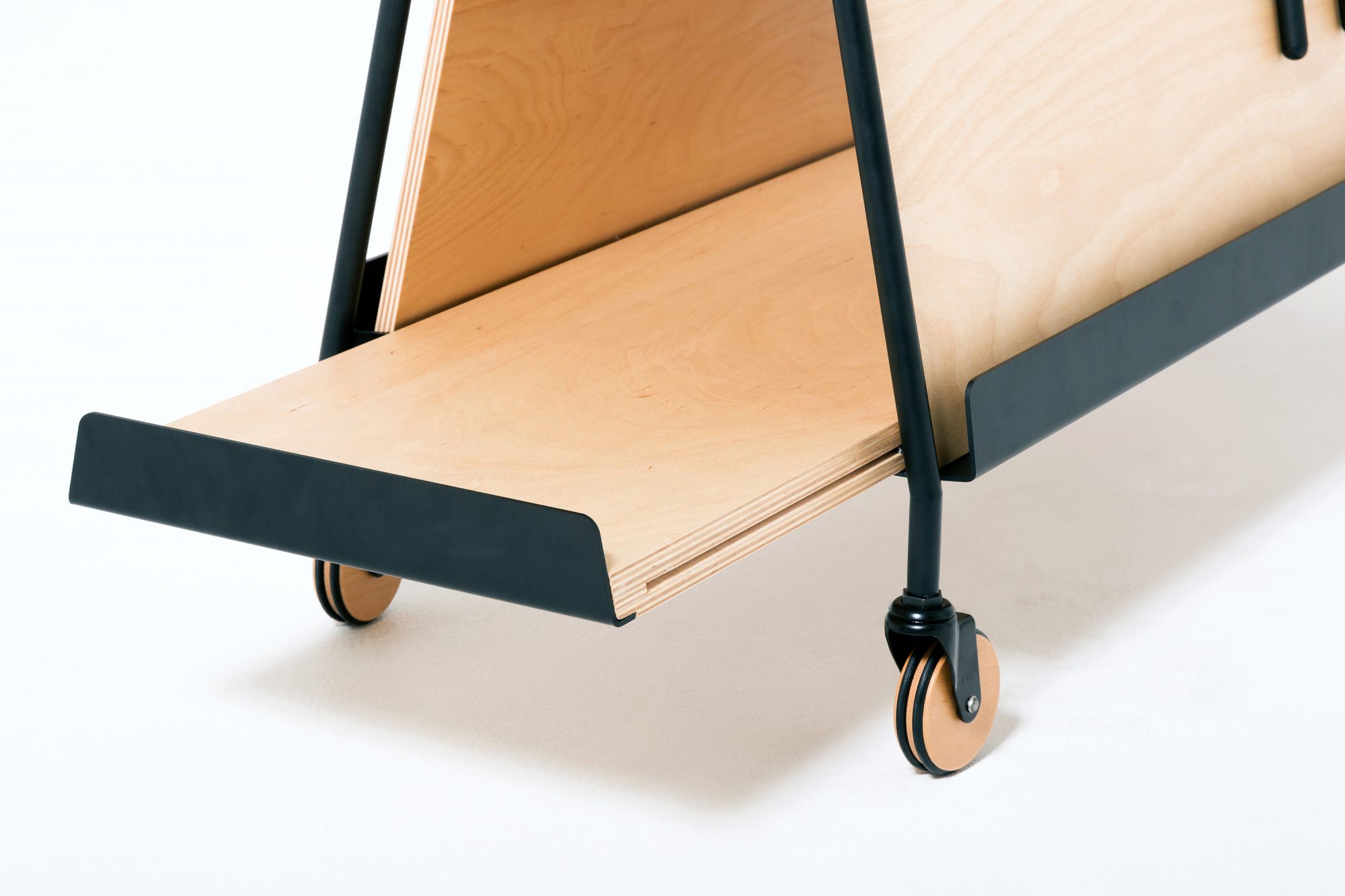 Paper Trolley | DRILL DESIGN